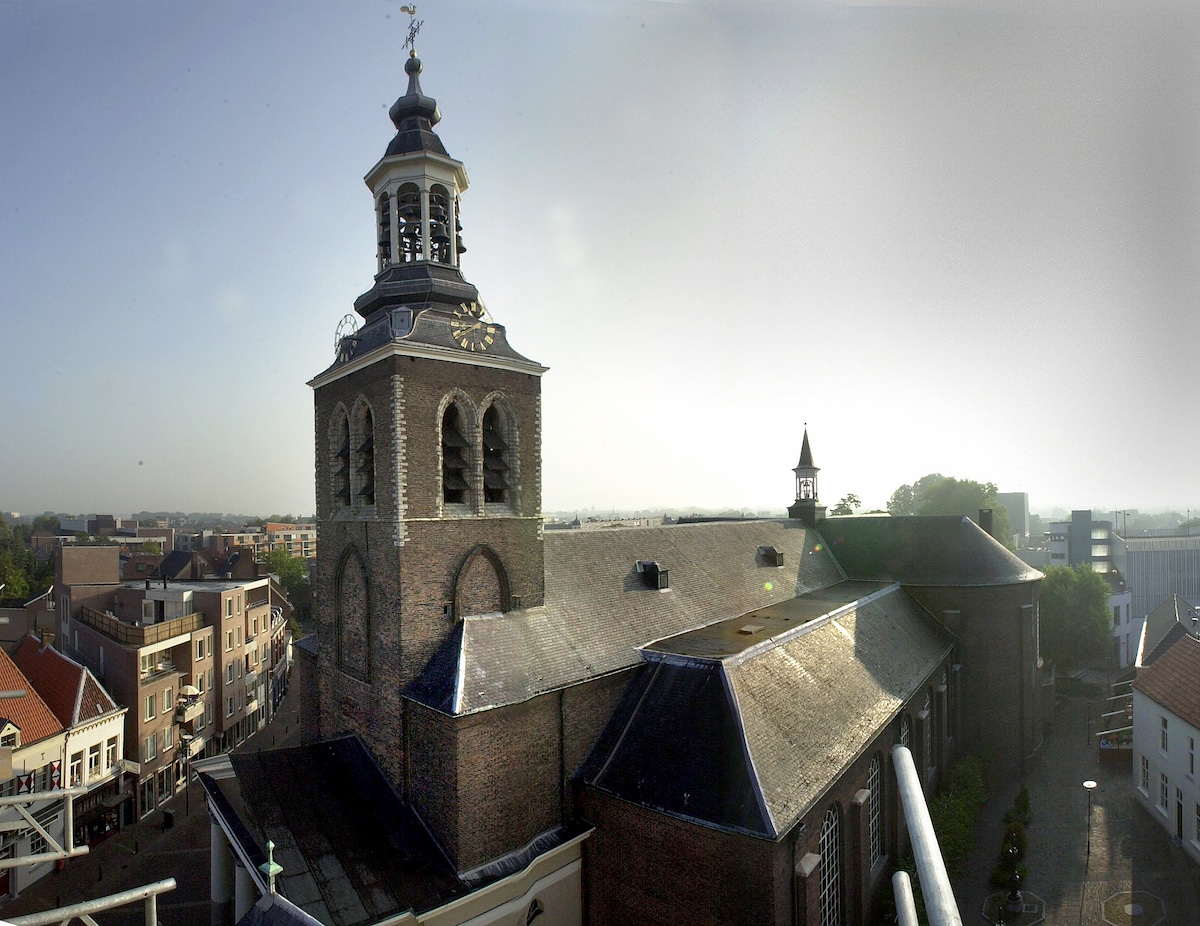 Roosendaal koopt Sint Jan voor 150.000 euro, kerk moet in 2026 ...