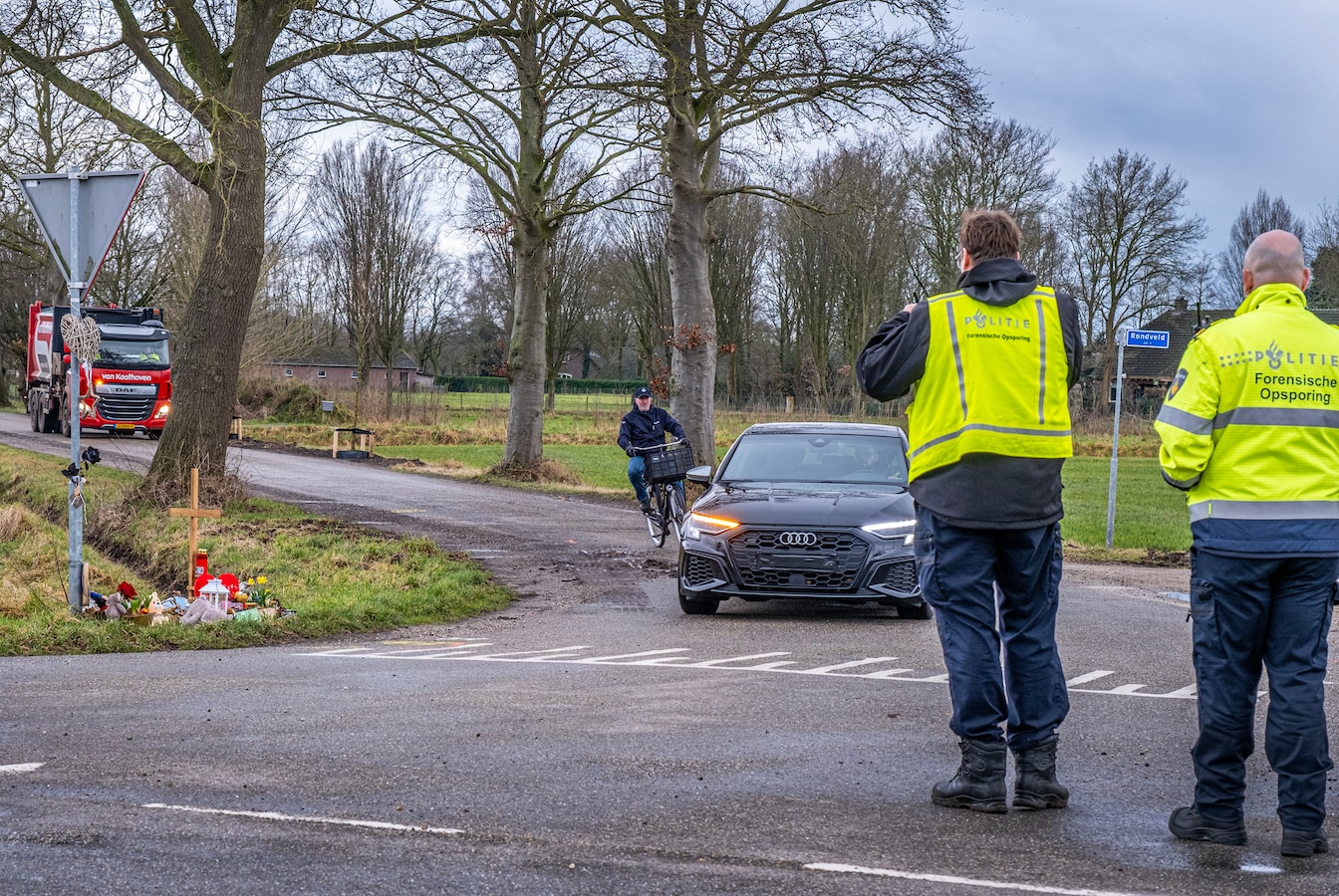 Moeder van verongelukte Esmee (14) aanwezig bij reconstructie: wat ...