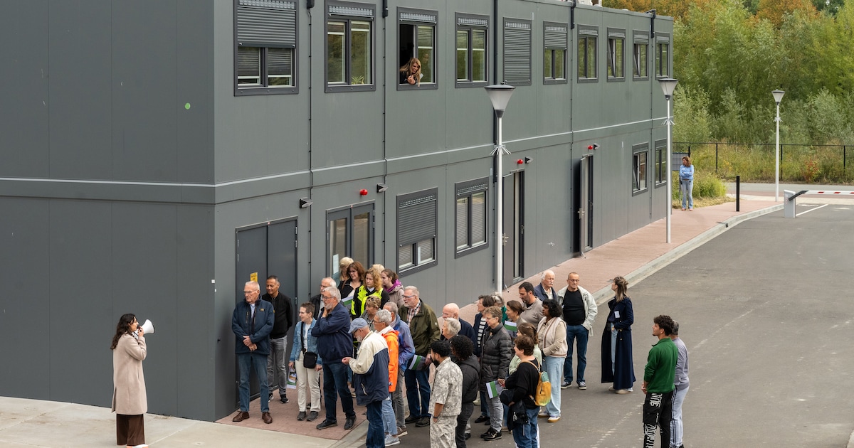 Pittige gesprekken tijdens open dag azc Zevenbergen: ‘Alle mensen ...