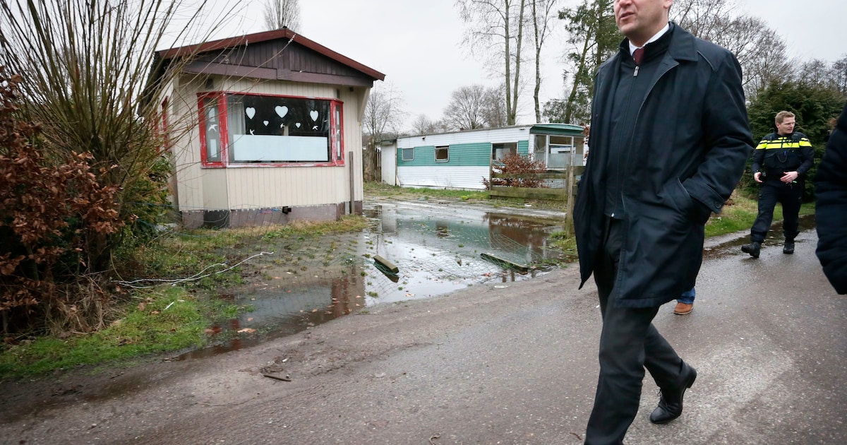 Fort Oranje-eigenaar Cees Engel daagt minister Asscher voor de rechter ...