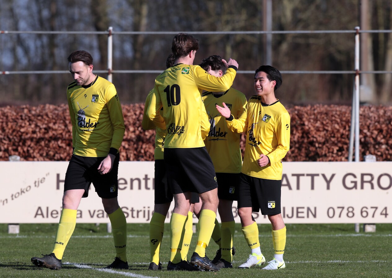 Ambitieuze trainer Shane van Bogaert (32) vertrekt na jaar bij Strijen ...