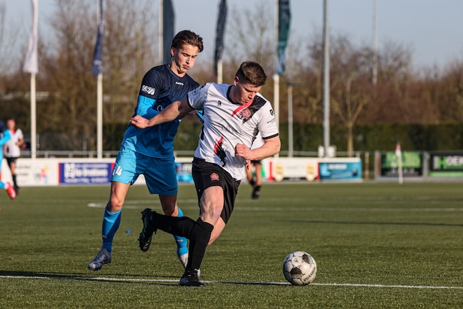 LIVE | Internos diep in de problemen in finale van nacompetitie | Sport ...
