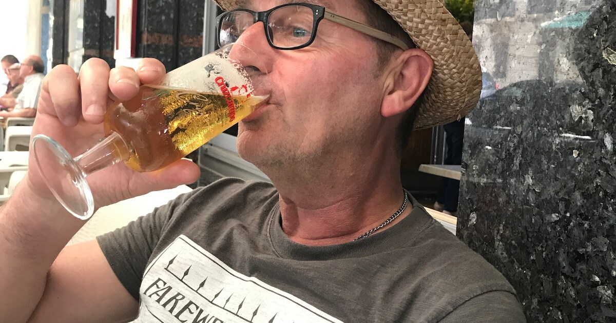 Peter Vriends vliegt dit weekend op en neer vanuit Spanje voor NAC: 'Ik ...