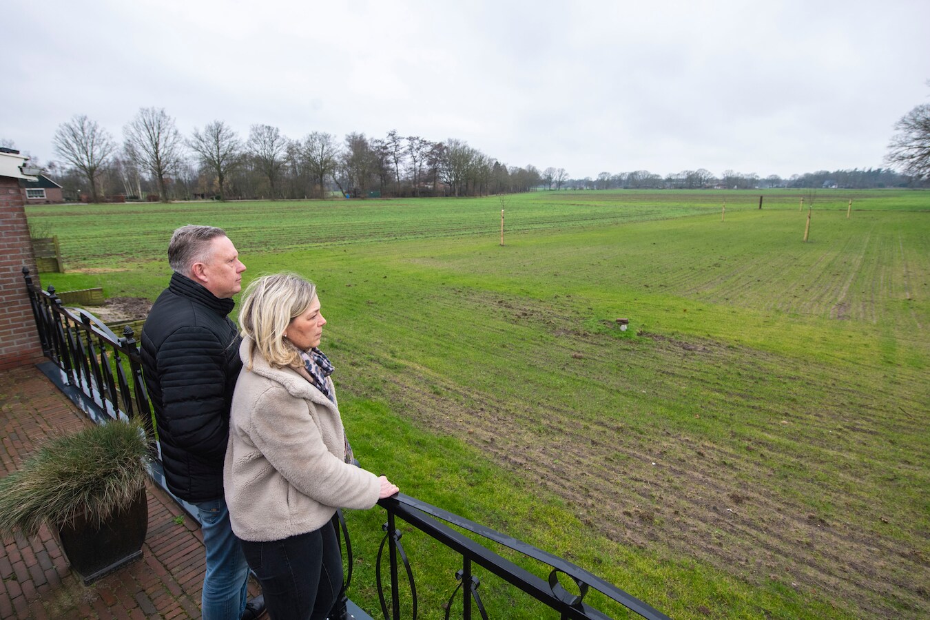 René en Gerdie zitten straks gevangen tussen de zonnepanelen: ‘Park ...