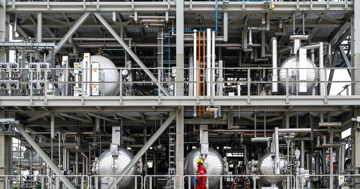 Shell op de circulaire toer met nieuwe fabriek die afvalplastic een ...
