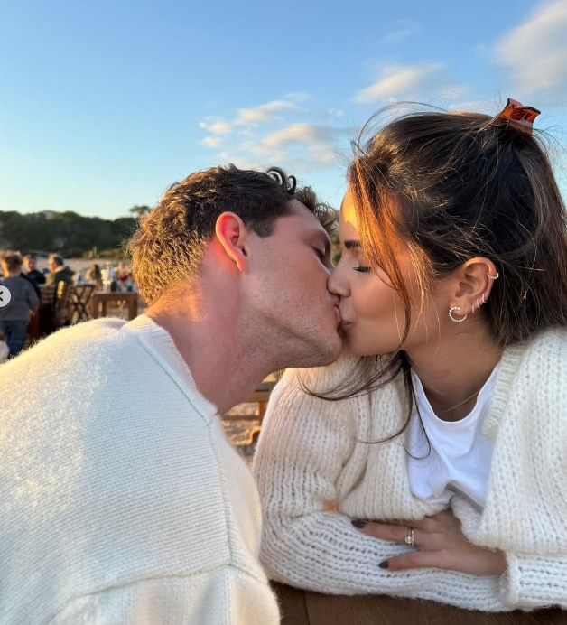 Monica Geuze wist zeker dat ze zou trouwen met voetballer James Lawrence, nu is relatie voorbij ...