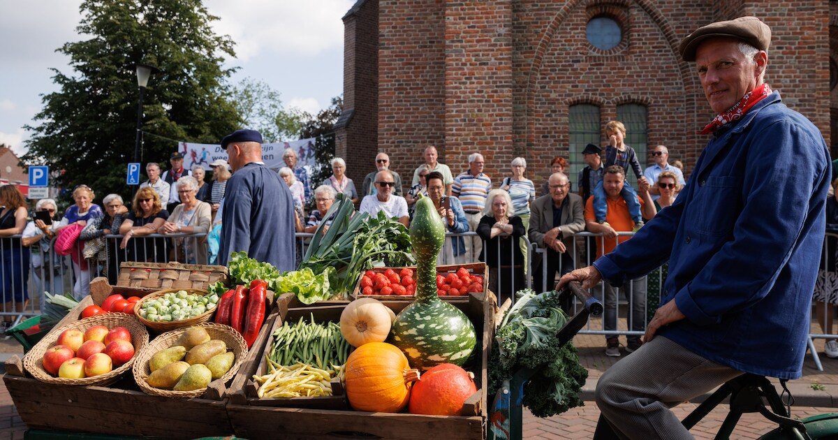 Sprundel in opperbeste stemming terug in de tijd | Roosendaal | BN ...