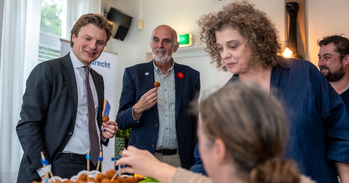 Van de vliegbasis naar de bitterballen: Defensieminister Brekelmans ...