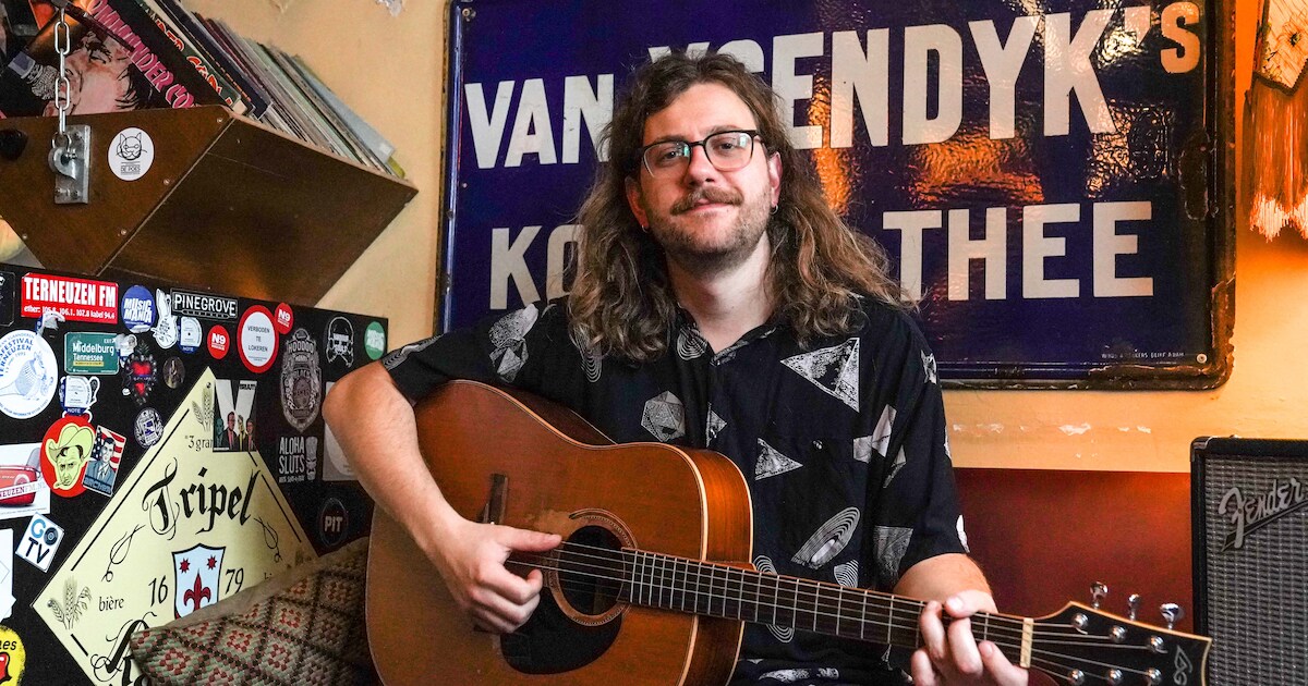 Sauro Locchi is nu soloartiest en zijn liedjes zijn persoonlijker dan ...