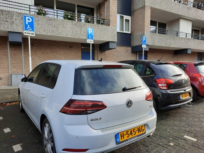 Gehandicaptenparkeerplaats op kenteken gaat straks ook in Oosterhout ...