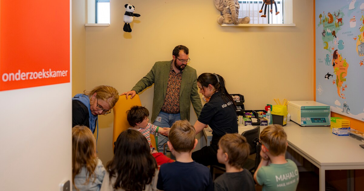 Ari (5) is de eerste patiënt in de nieuwe Bergse kinderprikkamer: ‘Maar ik ben helemaal niet ...