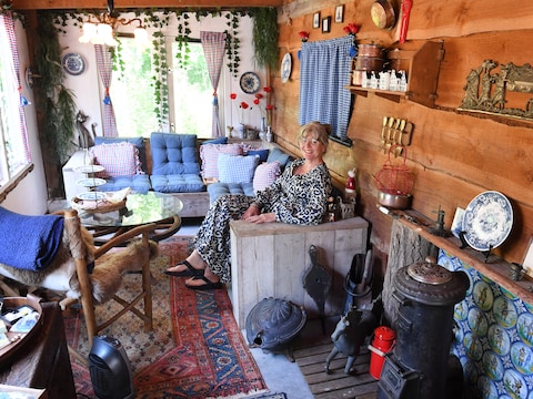 Zelf werken hoeft Karin (64) uit Strijbeek niet meer, dus verkoopt ze ...
