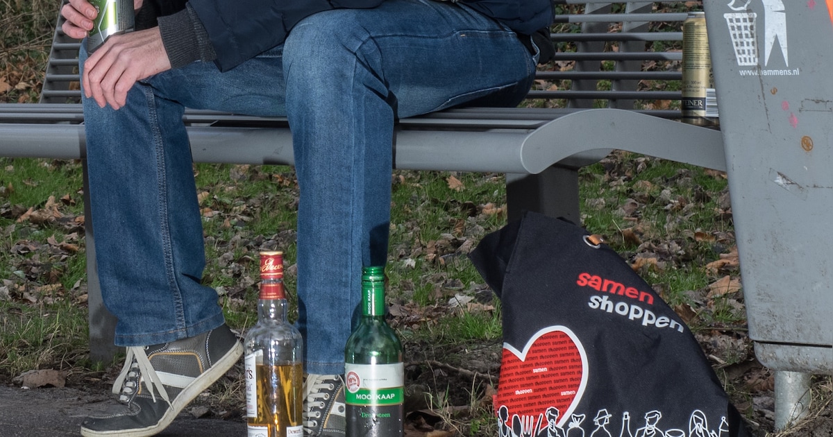 Huis kwijt na scheiding, deze zwerver (44) dronk dagelijks 16 blikken ...