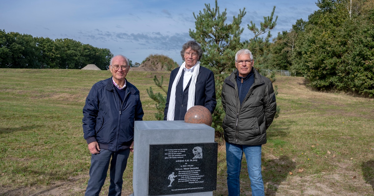 Blijvend monument voor A.M de Jong én voetbalclub Nieuw-Borgvliet op de ...