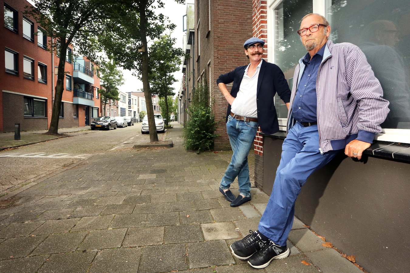 Stappen in de Damstraat: 'Je kon hier over de koppen lopen' | Foto ...
