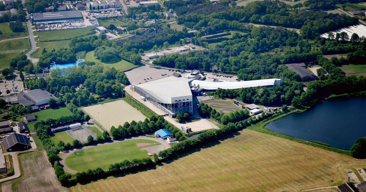 Geen verwijzingsborden naar Skidôme vanaf de A58 | Roosendaal | BN ...