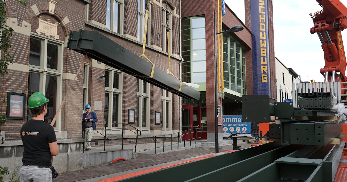 Dertien loeizware balken moeten het veilig maken voor bezoekers nieuwe ...