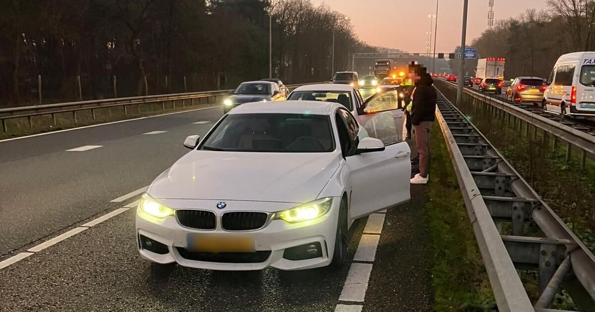 Twee voertuigen betrokken bij ongeluk bij Oosterhout, file op A27 | 112 nieuws Oosterhout | BN ...