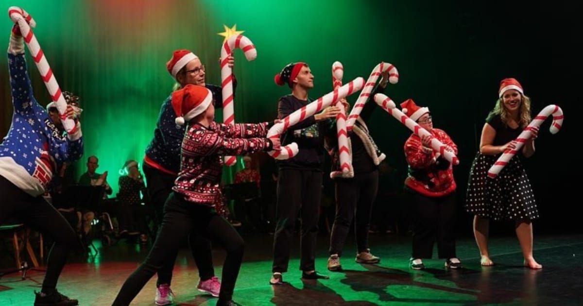 Kerstviering Stralende Sterren in Theater De Bussel in Oosterhout ...