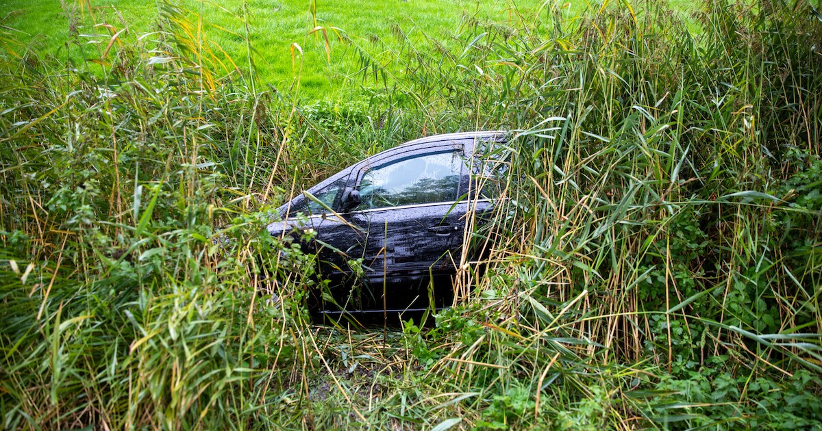 Automobilist belandt met auto in sloot in Nieuw-Vossemeer | 112 nieuws ...