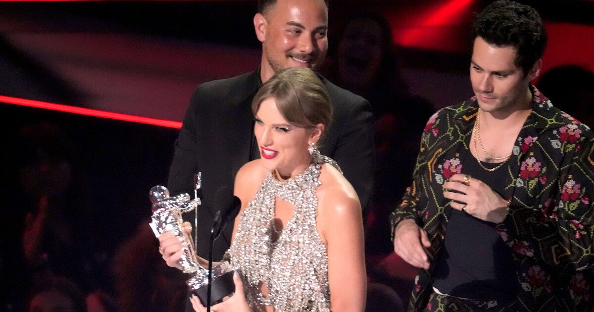 Taylor Swift wint prijs voor video van het jaar bij MTV VMA's | Nieuws ...