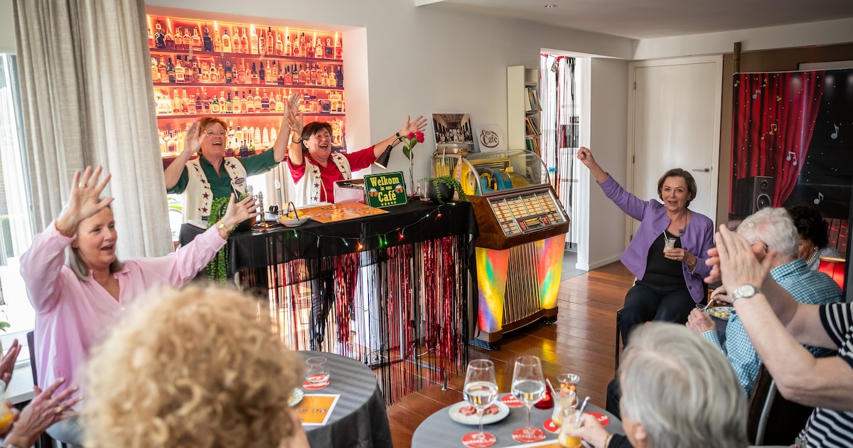 Muziekmatinees in het huiscafé van Thea en Sylvia: ‘Anneke Grönloh ...